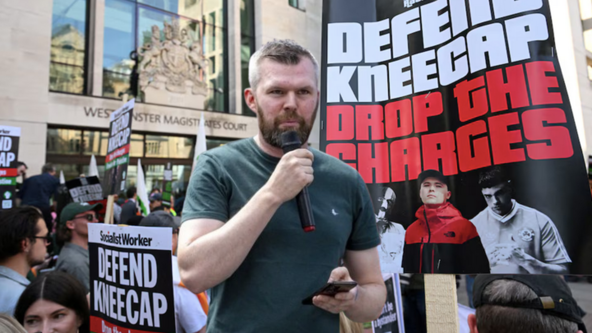 Gerry Carroll to speak in London at Kneecap Rally for Mo Chara
